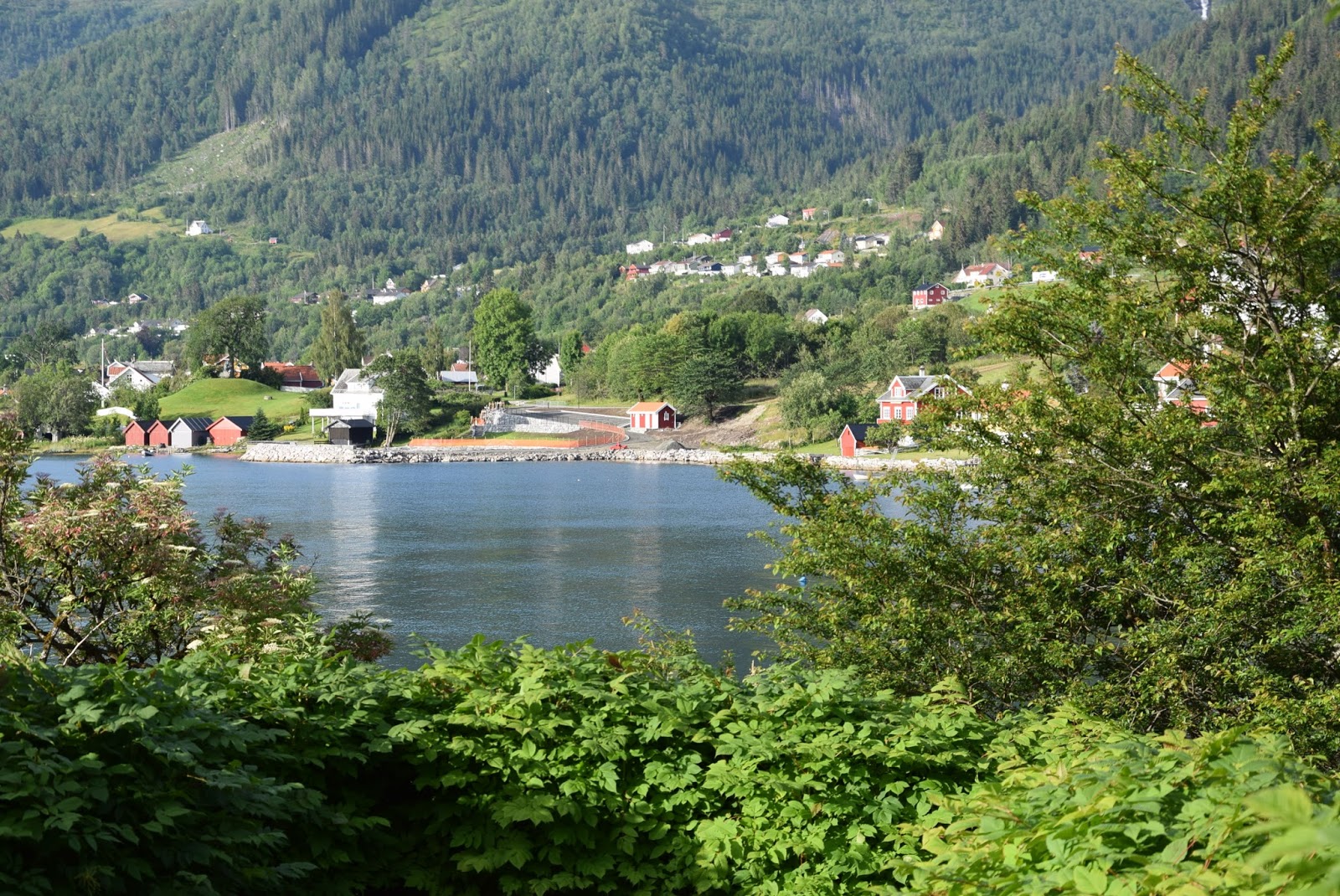 socalgalopenwallet: Balestrand, Norway