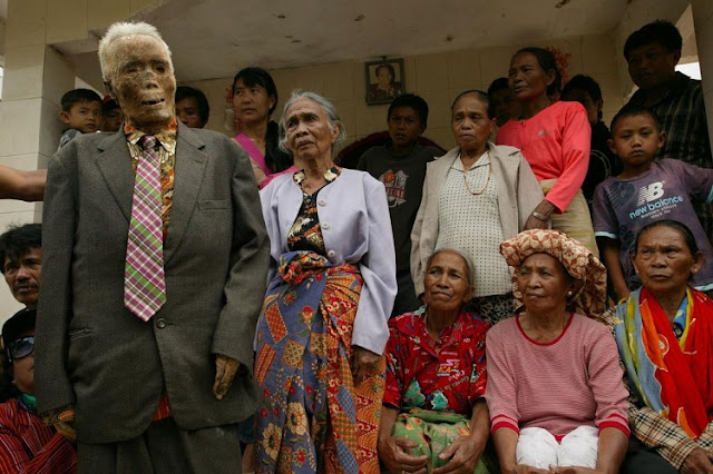 Tradisi Ma’nene di Tana Toraja! Part 3 - naracom26