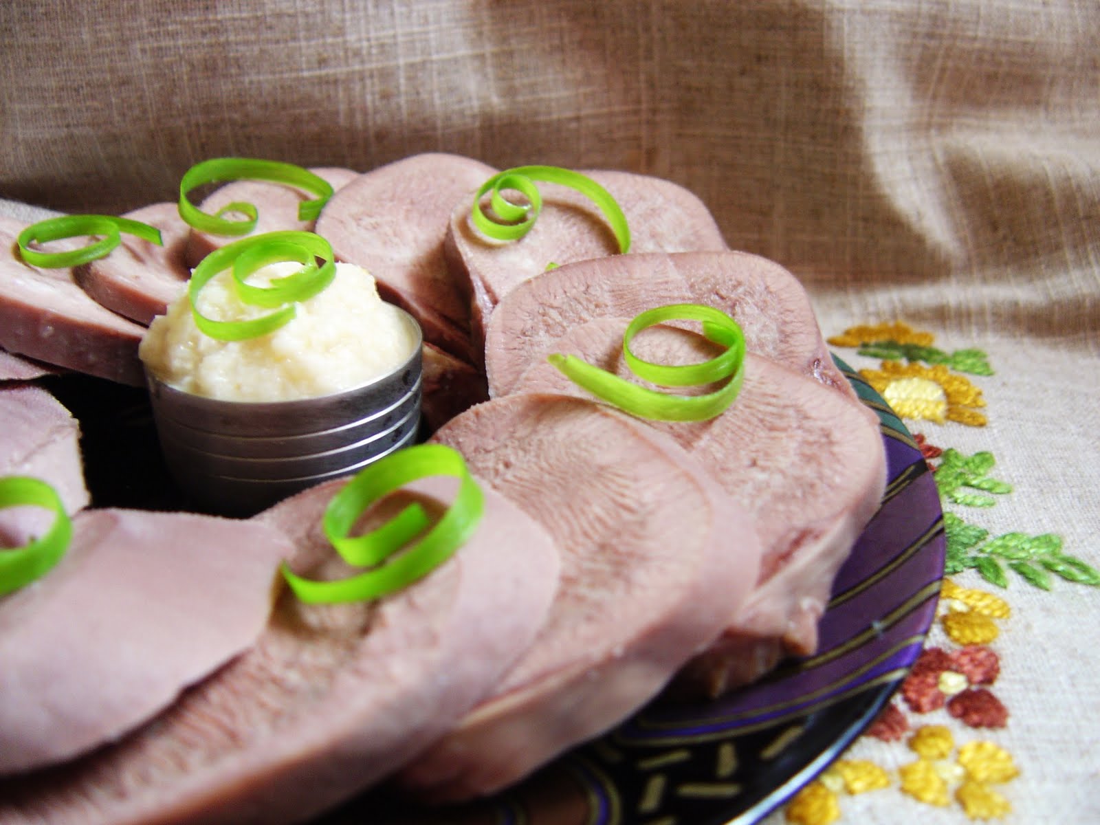 DeliciousEurope: Boiled Beef Tongue