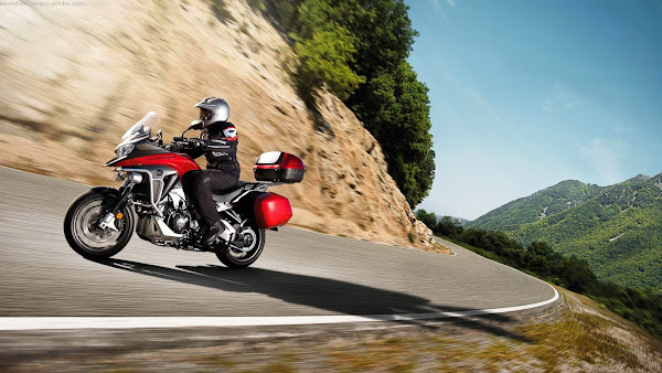 Revista Scooter: Nueva Honda VFR800X Crossrunner 2015