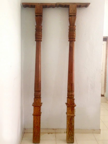 DEPOT BARANG ANTIK | JAKARTA : Tiang Penyangga Ukir Istimewa (2 pcs)