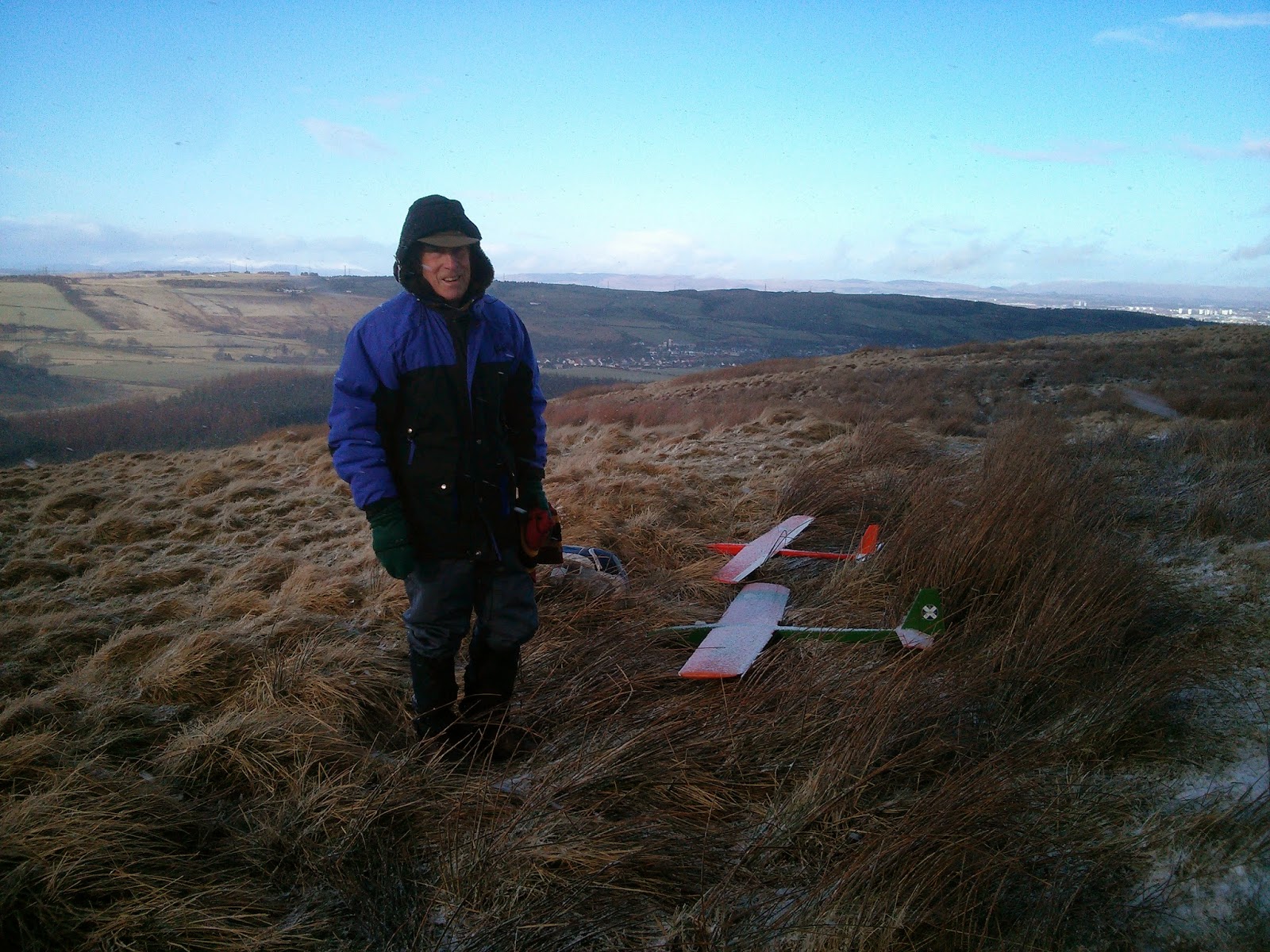 Slope & thermal soaring Glasgow: Neilston Pad