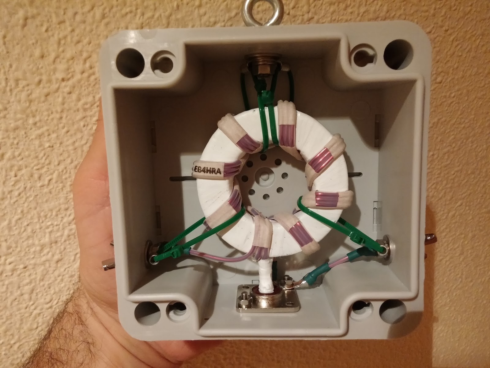 EB4HRA BALUNS: UNUN 9:1