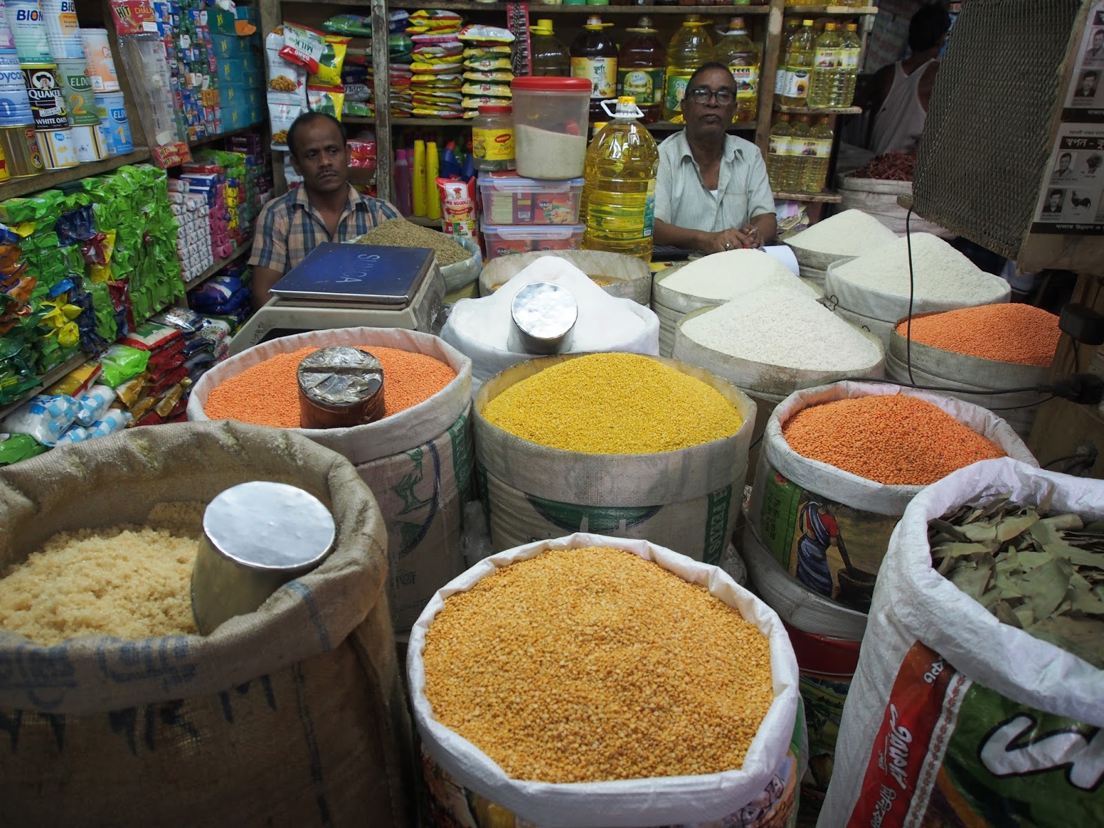 JE TunNel: MOHAKHALI KACHA BAZAR Market @ Dhaka~ Truly Bangladesh!
