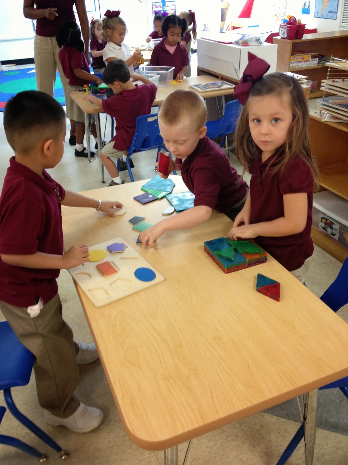 Ms. McKenzie's and Ms. Parker's Pre-K Class Blog: Exploring Centers