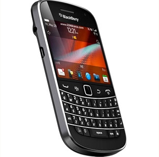 Dua Seri BlackBerry Terbaru Tersedia Mulai Hari Ini ! - Tifani Anglila