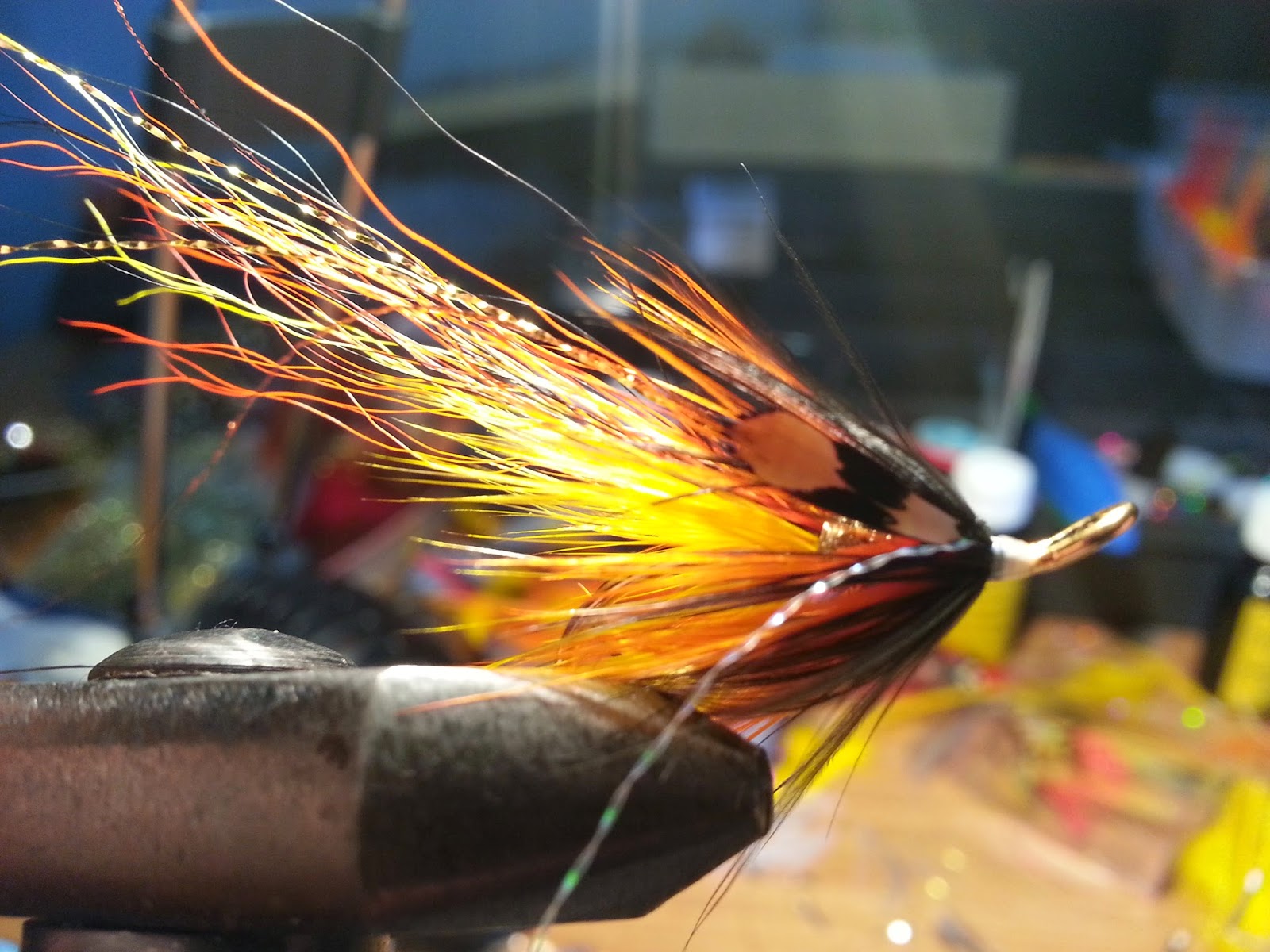 Salmon Fly: How Do I Tie / How To Tie A Willie Gunn Flamethrower Salmon ...