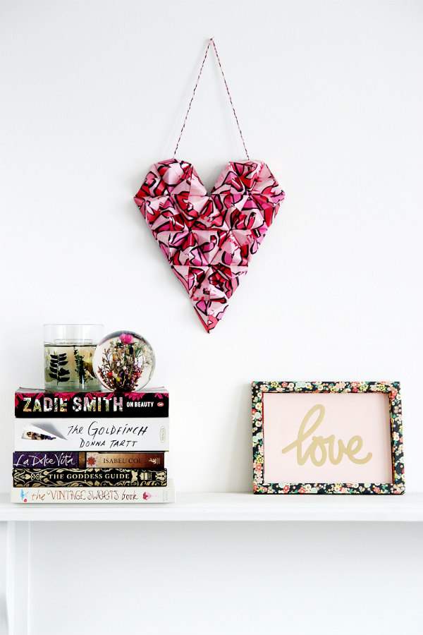 25+ Pretty Paper Crafts to Make for Valentine's Day