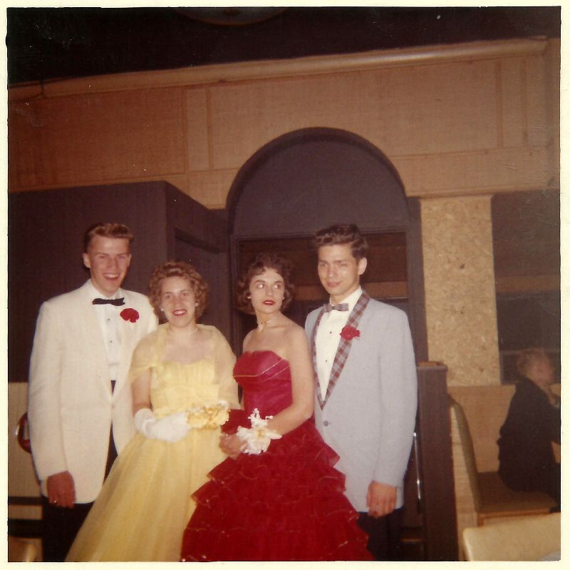 Glamorous Photos That Defined Prom Dresses Through the Years of the ...