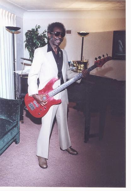 Q-News and Blogs: LIL AARON REMEMBERS, THE LAST EMPLOYEE -(THE BLUES ...