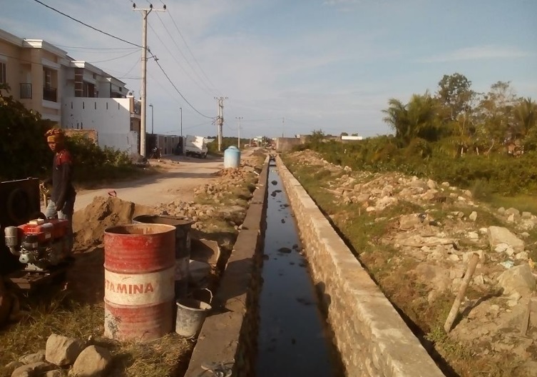 Pemkot Palopo Bangun Drainase dan Plat Duiker di Jln Andi Mappanyompa ...