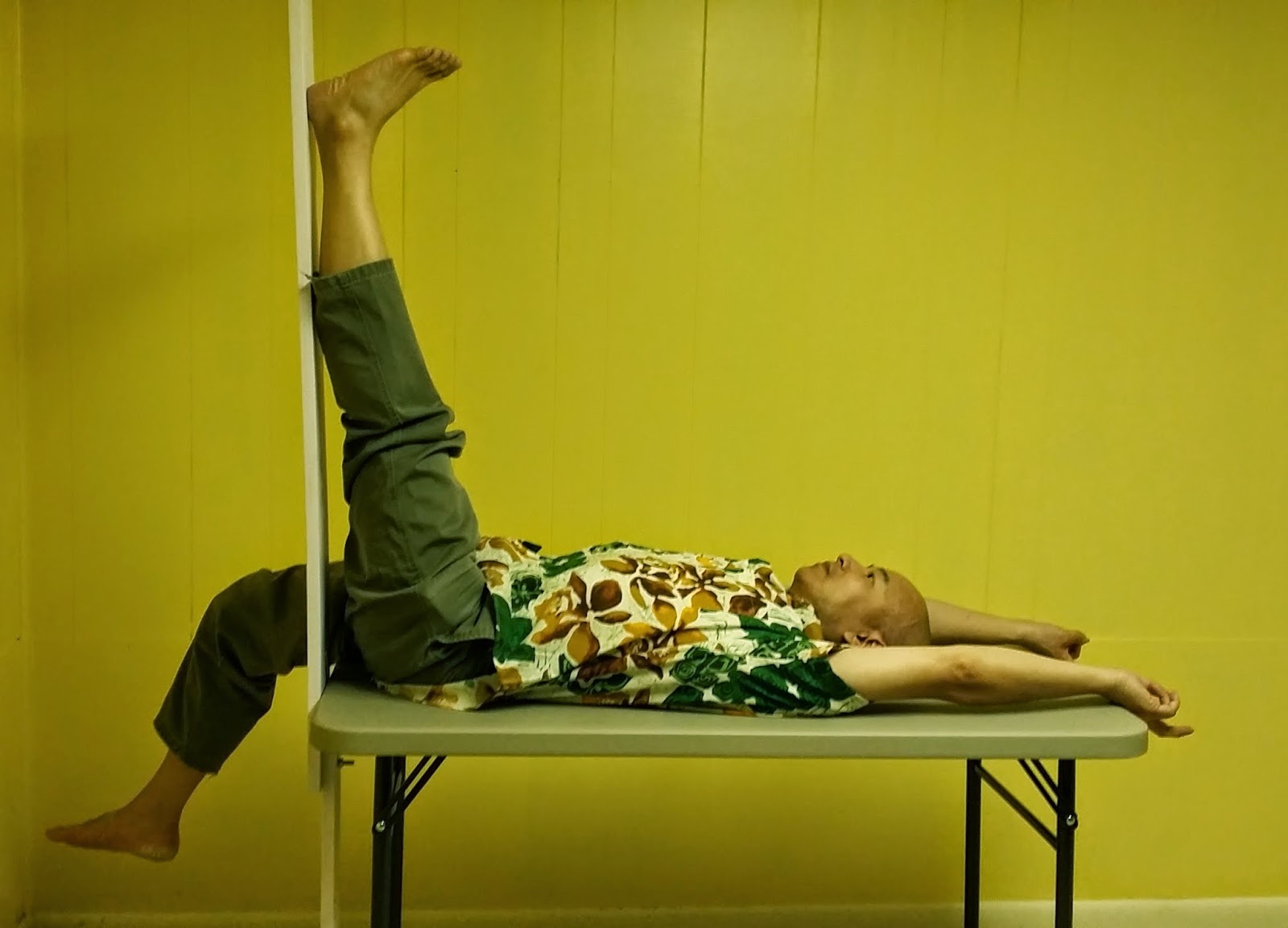 Introduce Lajin Bench Stand: July 2014