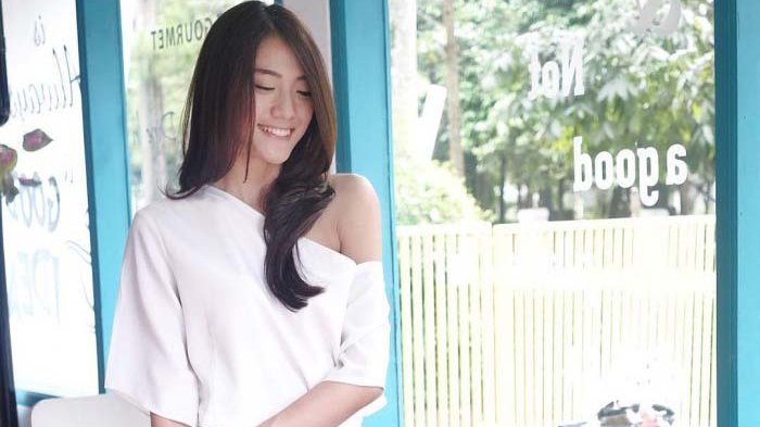 Biodata Anissa Aziza