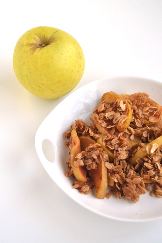 Grilled Apple Crisp Packets | The Nutritionist Reviews