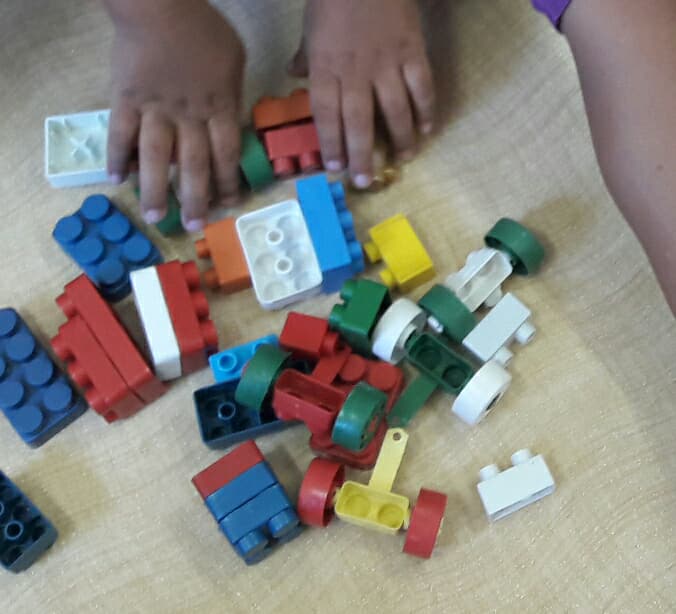 Profª: Ivani Ferreira: Brincando com lego no Maternal 3