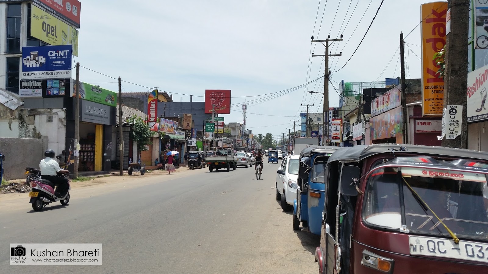 Photograferz: Street View: Moratuwa
