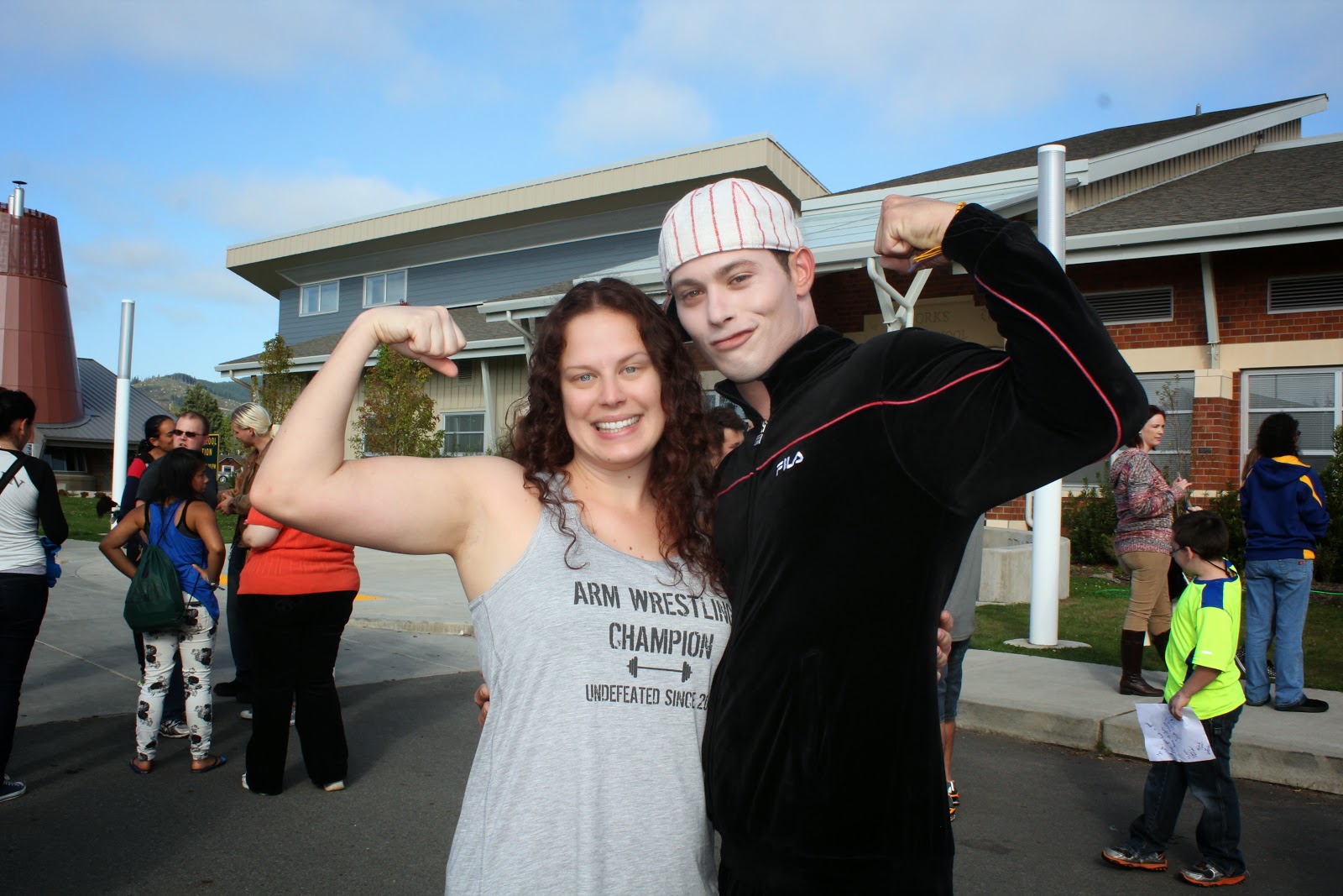 Twilighters Dream: Arm Wrestling Championship Match vs. Emmett Cullen