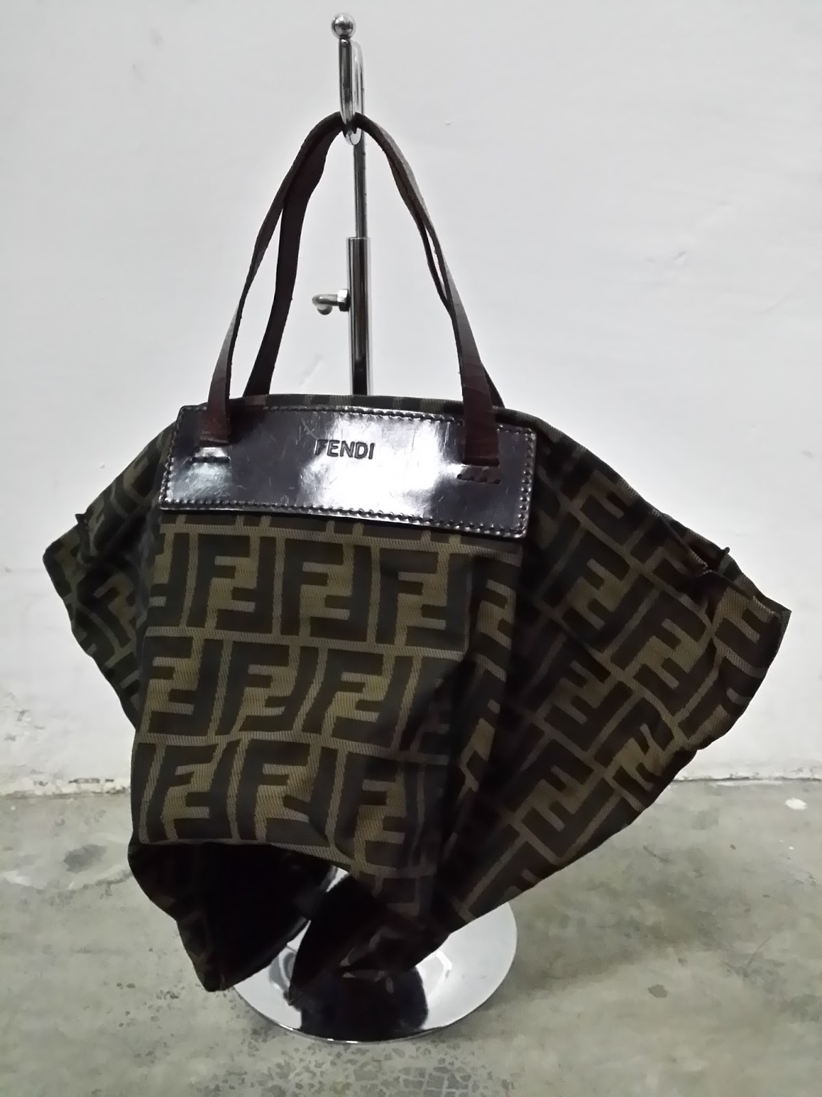 Authentic Fendi Handbags | Paul Smith