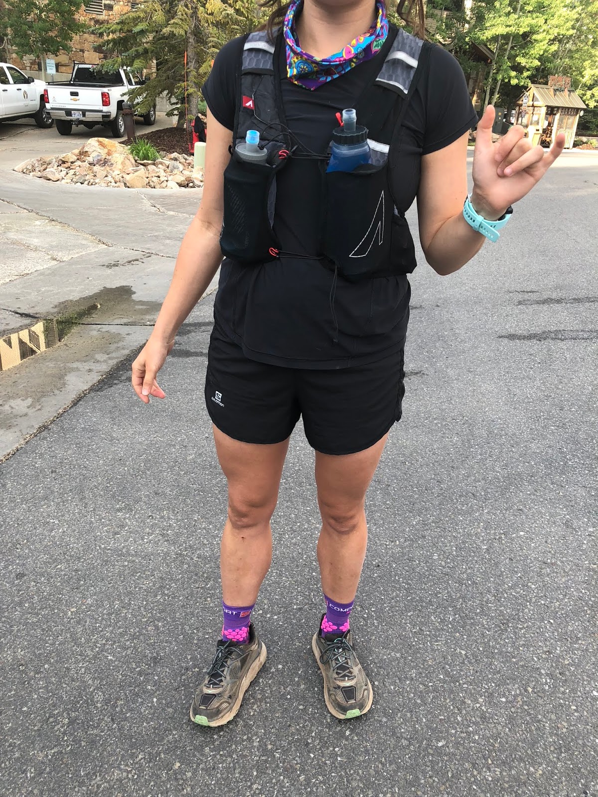 Road Trail Run: UltrAspire Momentum Race Vest Review: Maximum Carry in ...