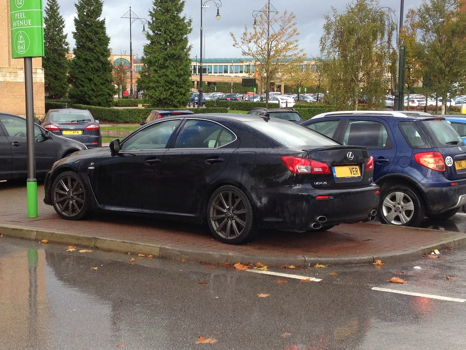 Dream Car Spotter: Lexus IS-F 2011