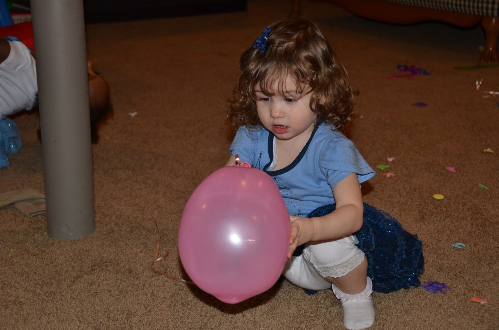 Baxter Family Six!: Popping Balloons