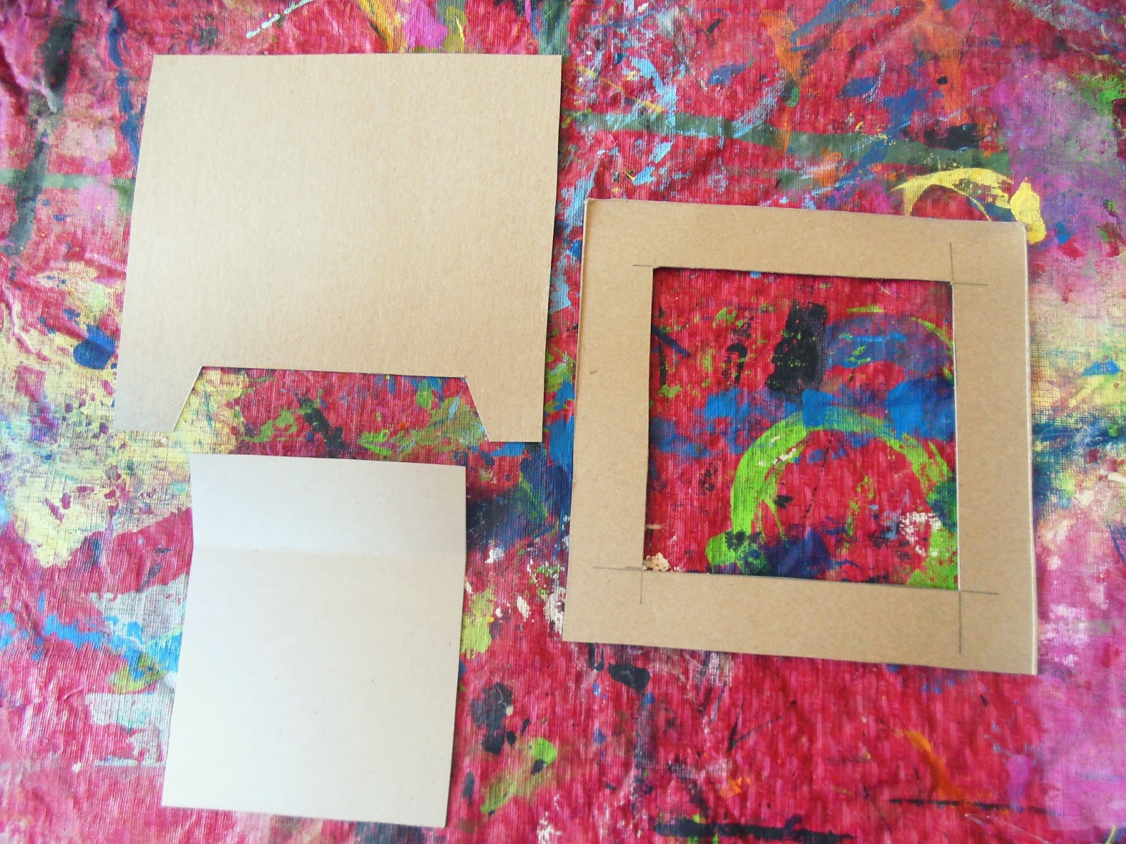 Elaine Vickers: Yarn-Wrapped Frame