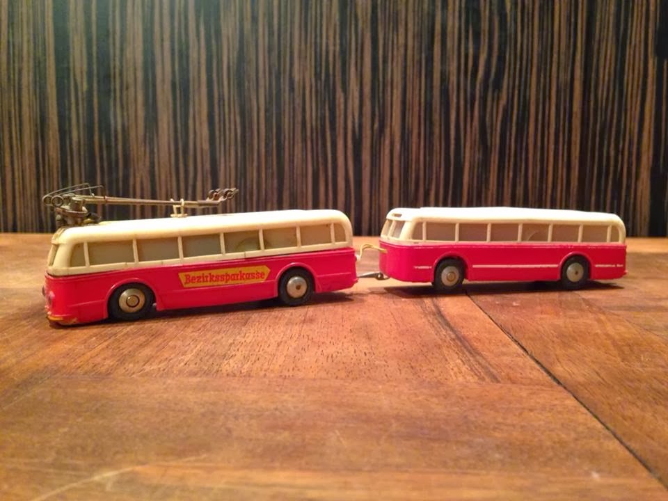 Leni's Corner: DBGM DBP Bus in H0 scale with trolley. Made in Germany