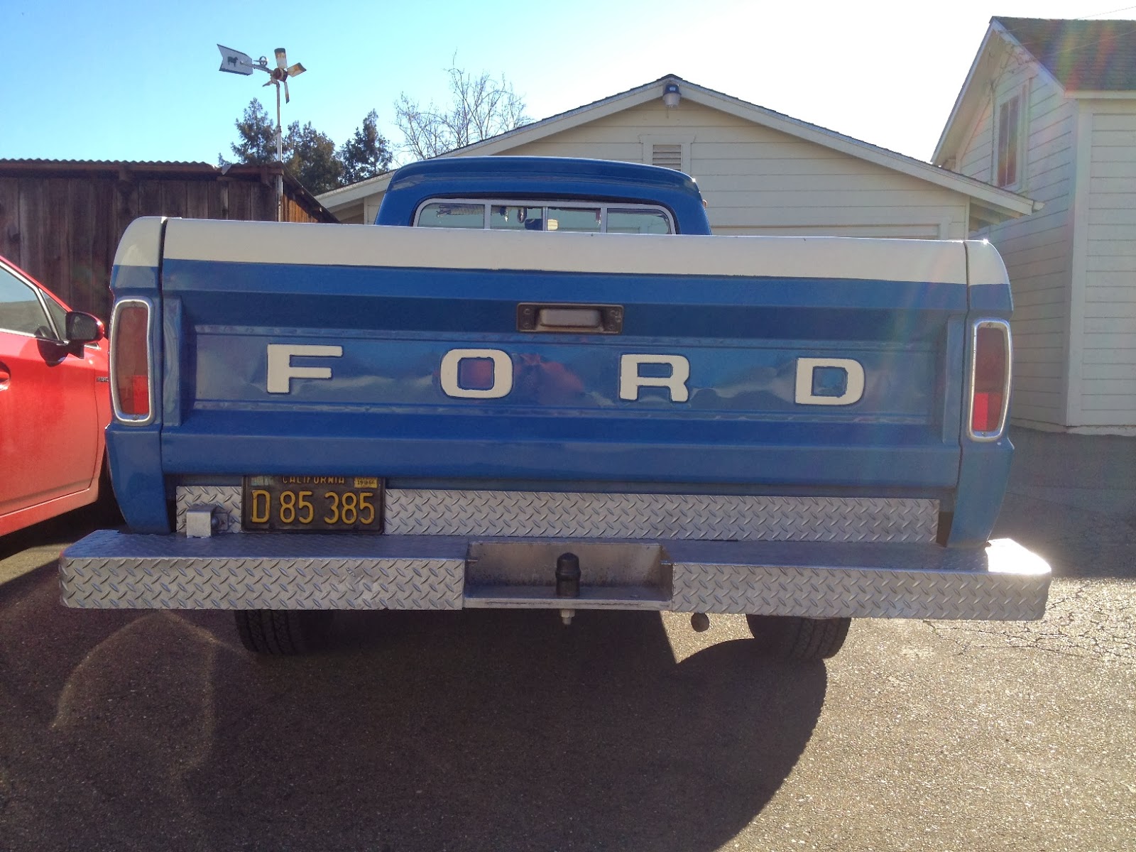 OLE BLUE: Ford Argent Silver