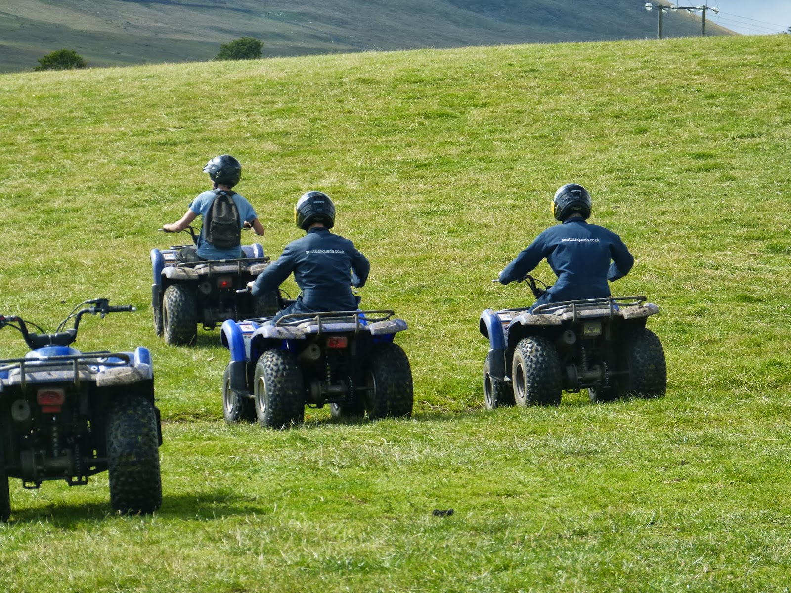 Clutter-Chaos Aaron&co: Scottish Quads Boys Go Quadding
