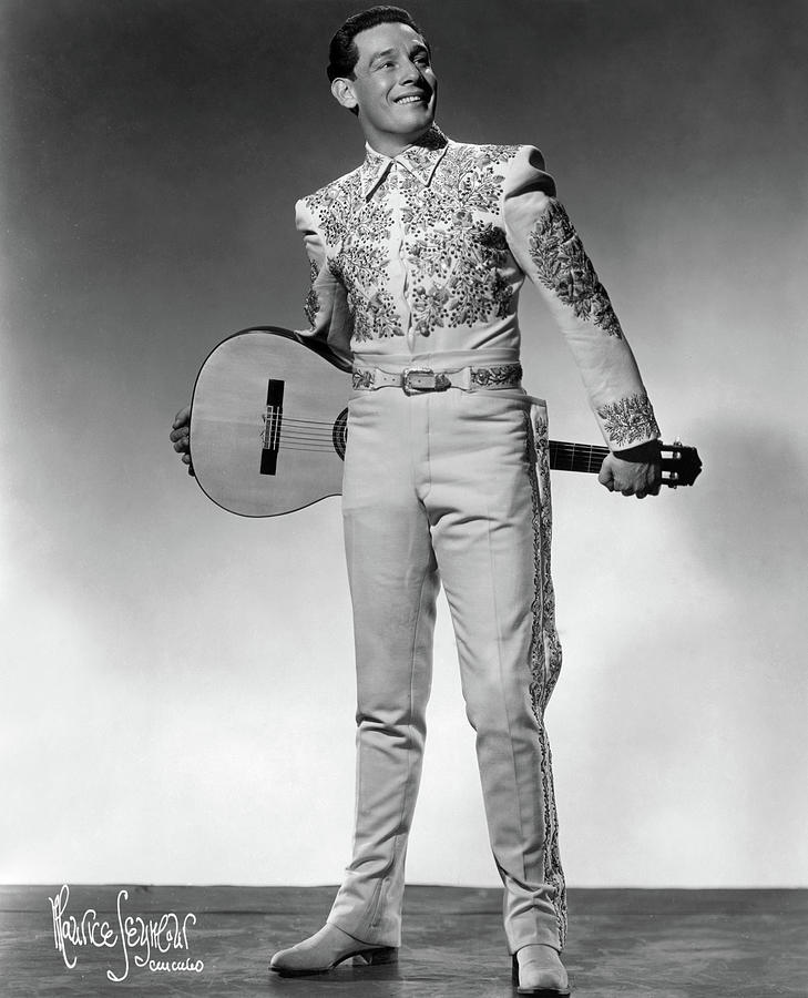 FROM THE VAULTS: Tito Guizar born 8 April 1908