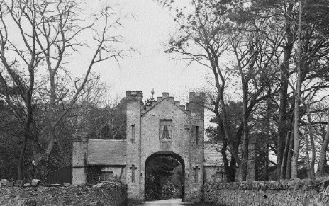Lord Belmont in Northern Ireland: Carrowdore Castle