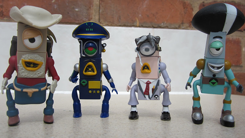 When Toys Rule The World: Review: ReBoot 'common' figures