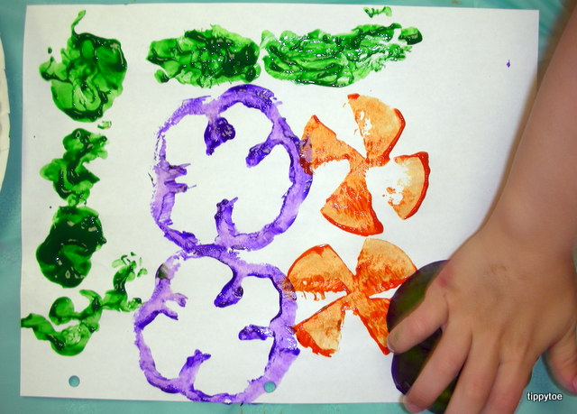 Tippytoe Crafts: Vegetable Prints