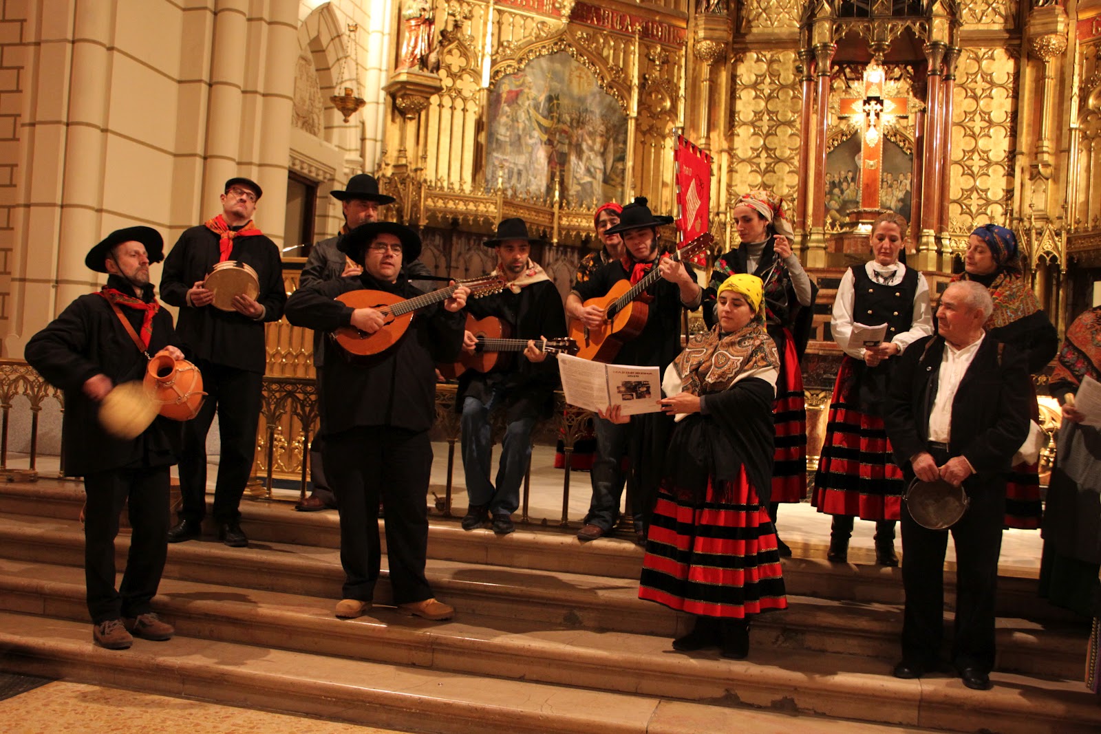 HiSTéRiCaS GrabacioneS: Arrabel, fieles a la cultura tradicional ...