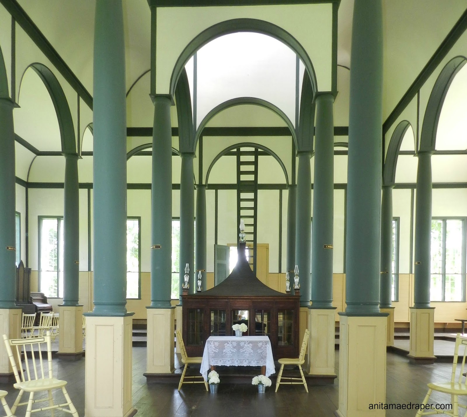 Heroes, Heroines, and History: Hope in Upper Canada: The Sharon Temple