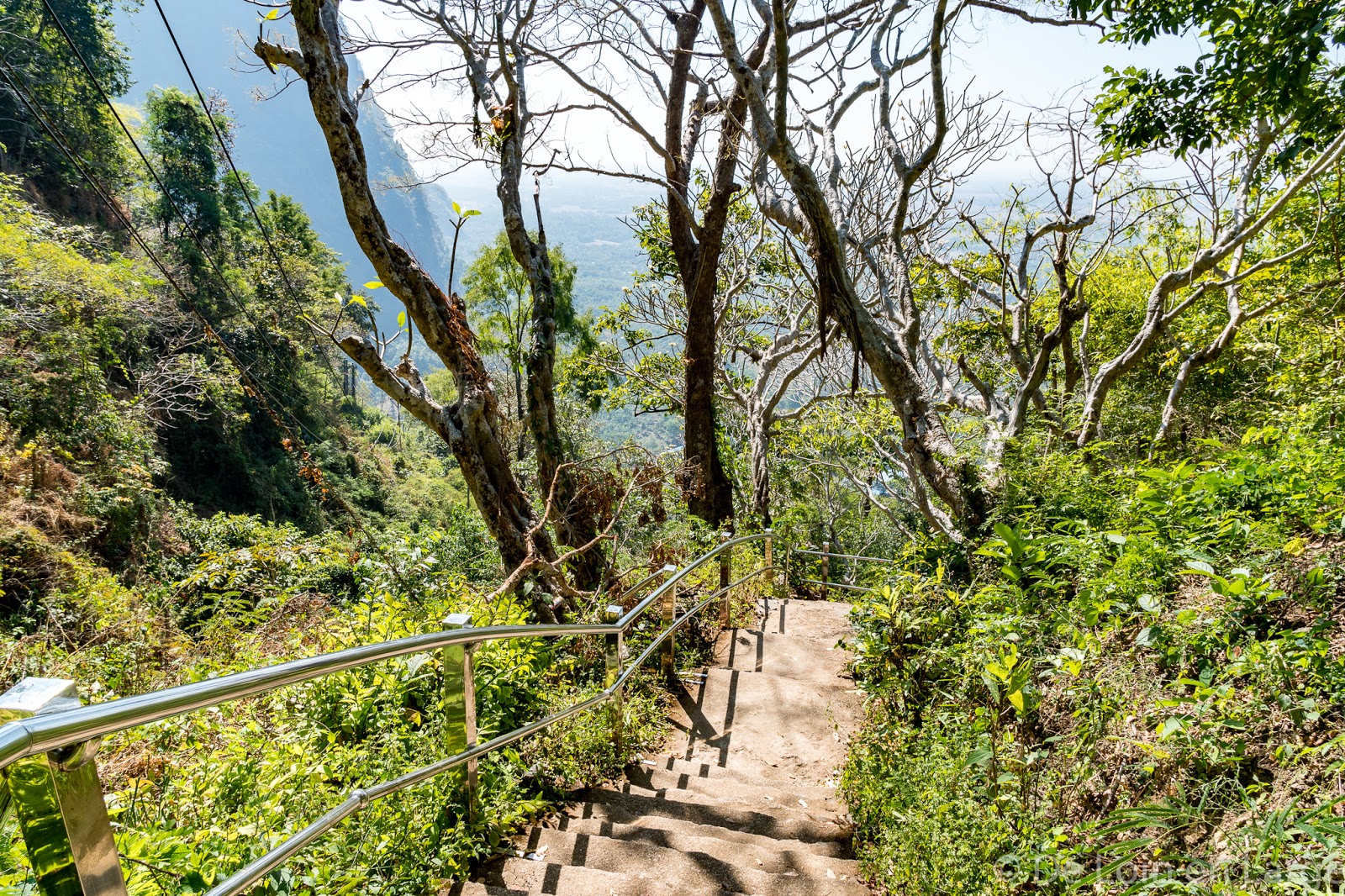 Birmanie - jour 5 : Hpa An - Pagodes et grottes au sud et à l'est