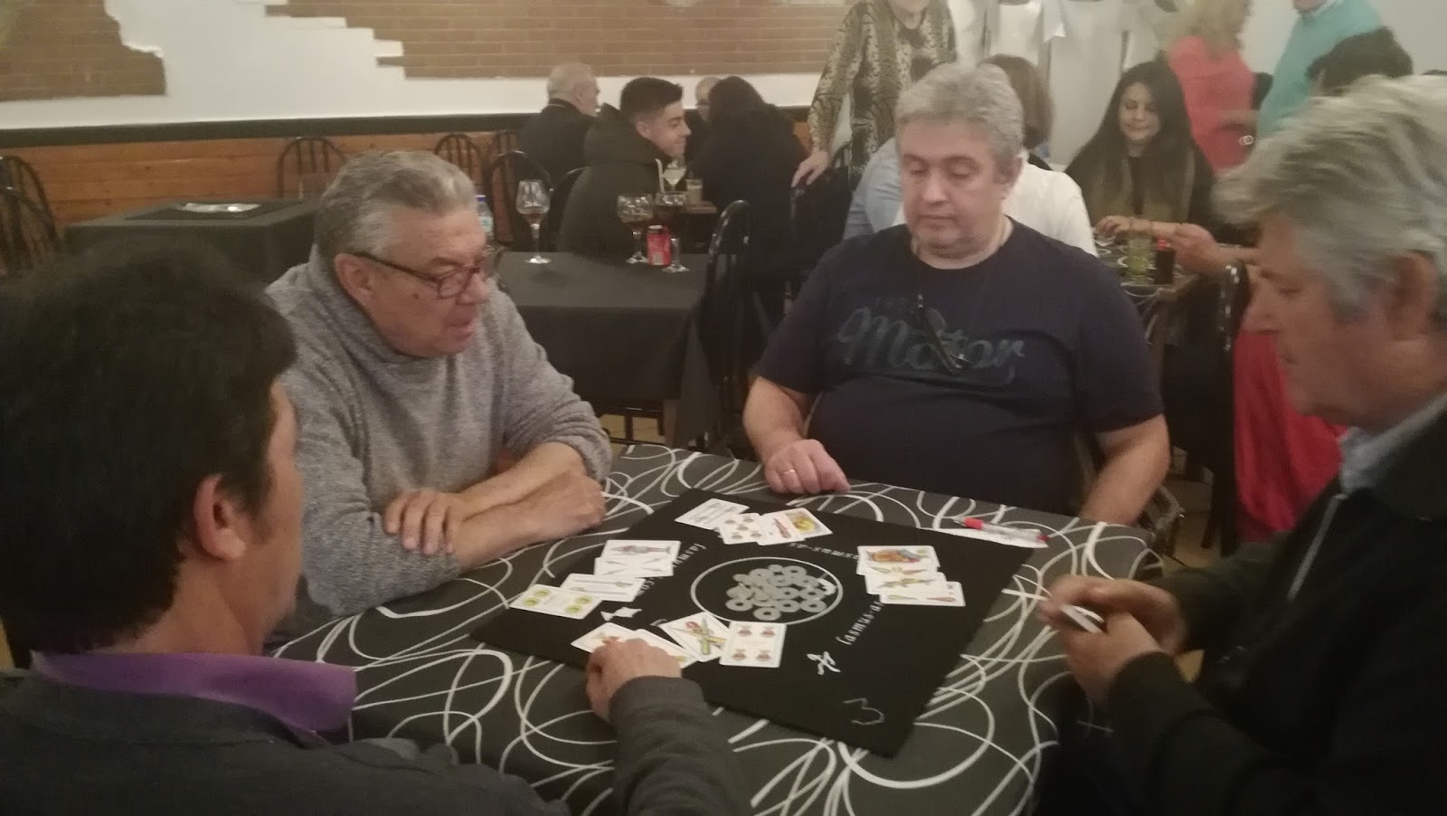 Mus lasmus-as, blog de mus para jugadoras y jugadores. Juega al mus ...