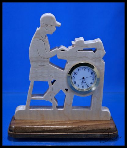 Scrollsaw Workshop: Scroll Saw Mini Clock. Male and Female.