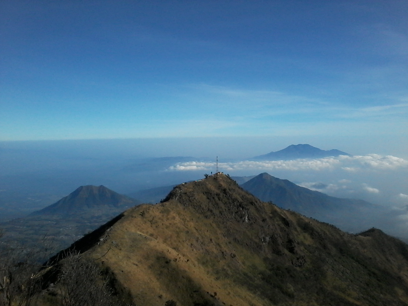 Pendakian Puncak Gunung Merbabu, Jawa Tengah - Santos Blog