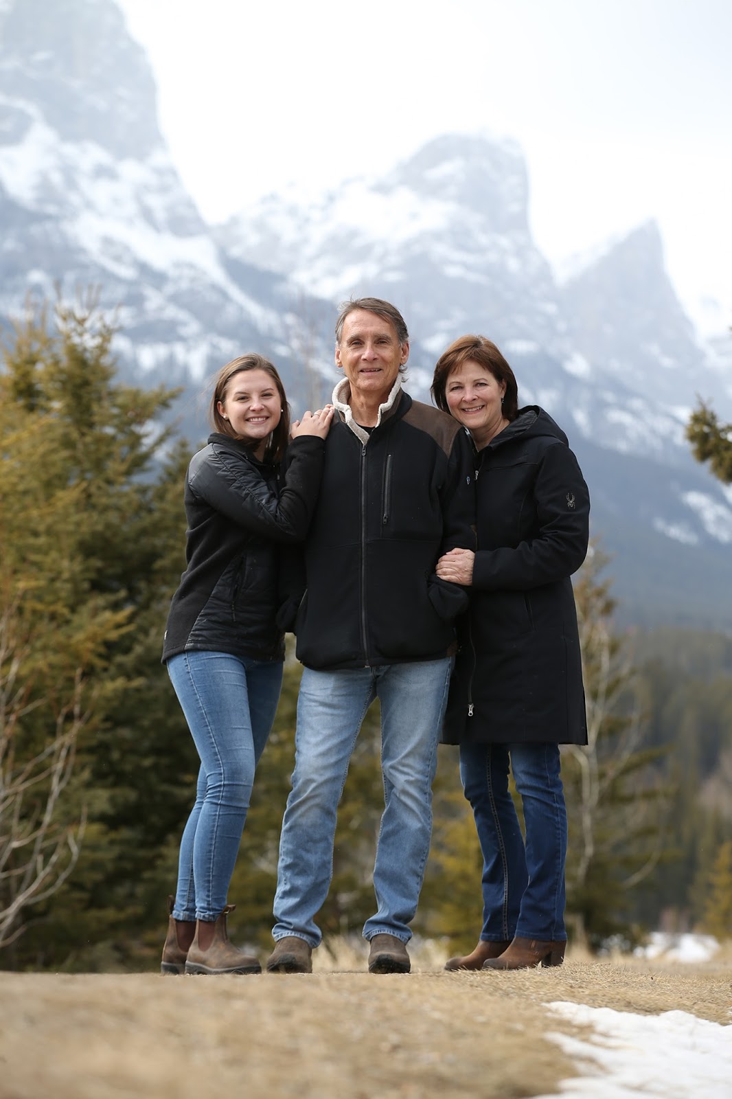 Alpine Peak Photography: Banff Wedding & Mountain Portrait Photographers