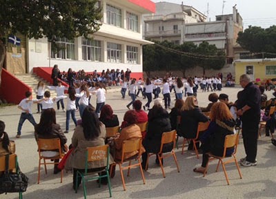 Γιορτή 25ης Μαρτίου από το 1ο Δημοτικό σχολείο Λουτρακίου » loutrakiblog