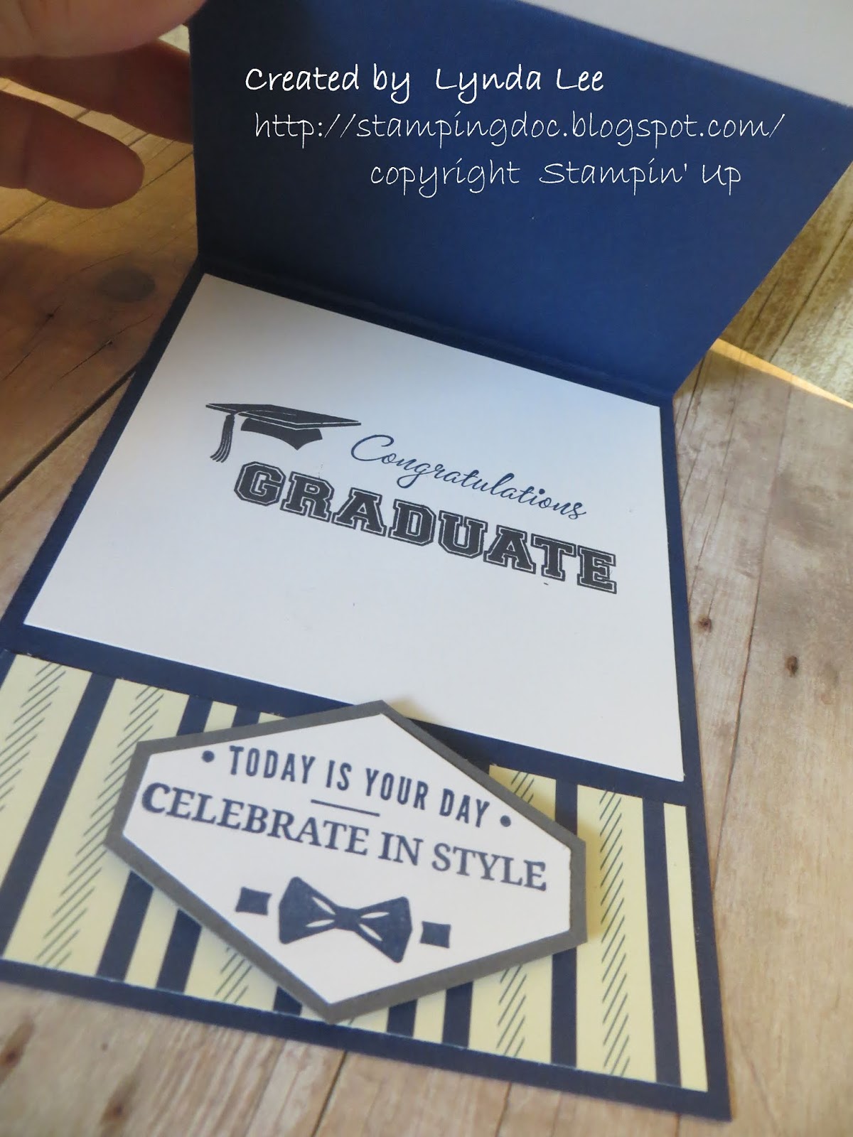 Lynda's Quiet Time : Truly Tailored Graduation Easel Card