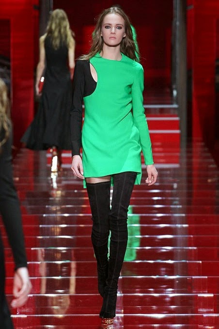 Versace Fall/Winter 2015 Milan Fashion Week Show