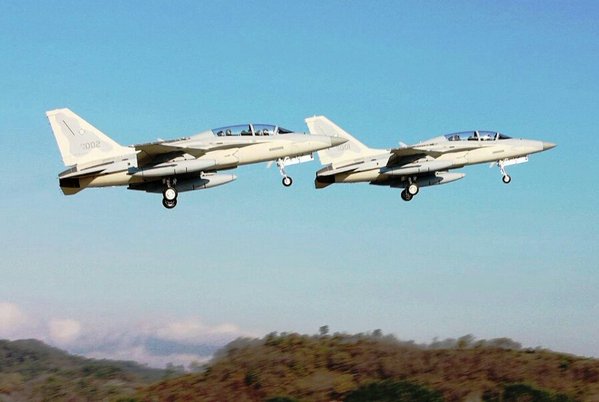 Asian Defence News: First two FA-50PH Golden Eagles of the Philippine ...
