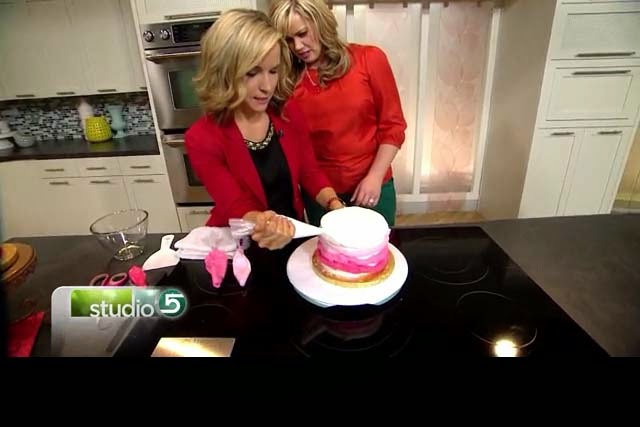 CAKE HAPPENS: So-Easy Ombre Cake Tutorial!