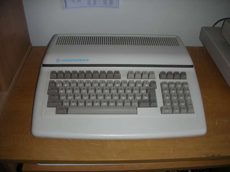 Commodore B500/256