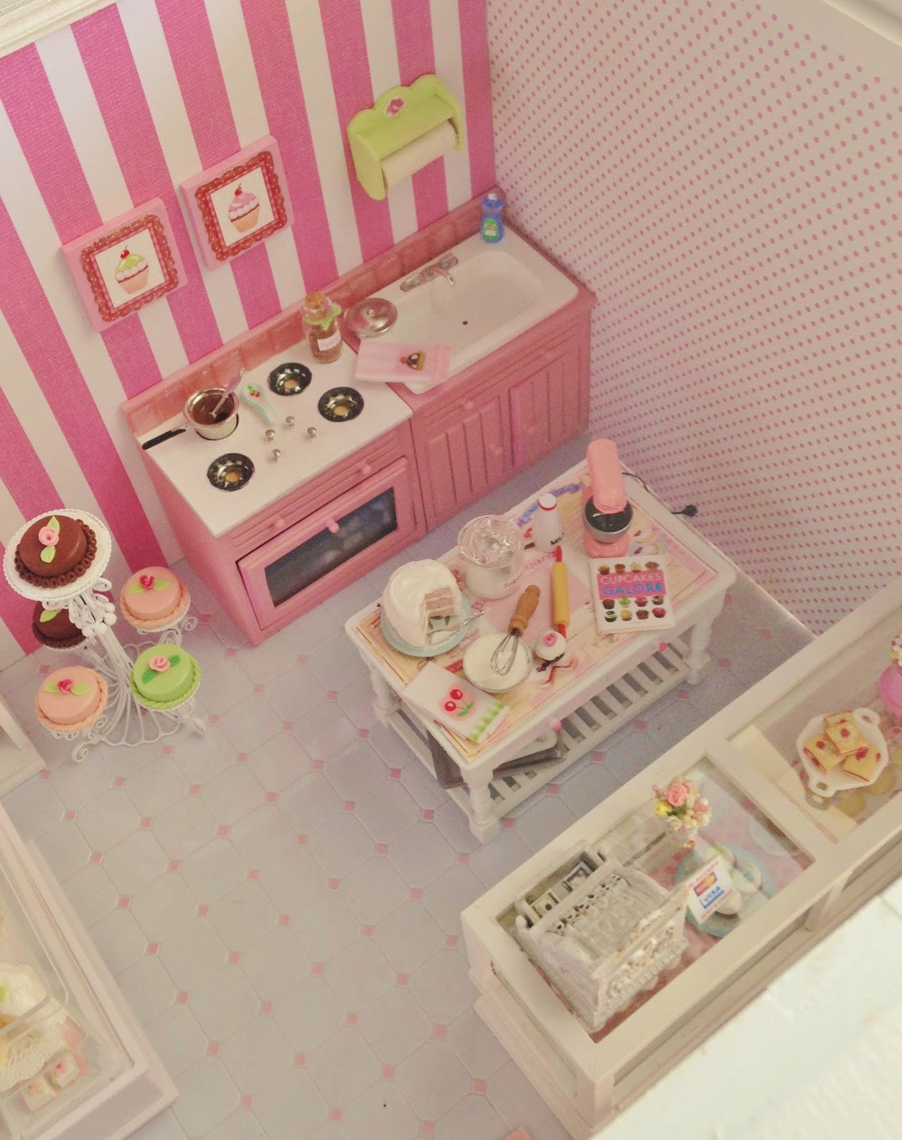 Little Things By Anna: The Mini Bakery