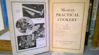 Vintage Recipe Books : Modern Practical Cookery