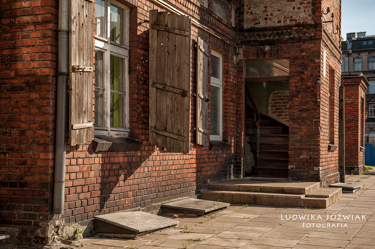 Ludwika Jóźwiak: Spacer po Dolnym Mieście w Gdańsku śladami historii ...