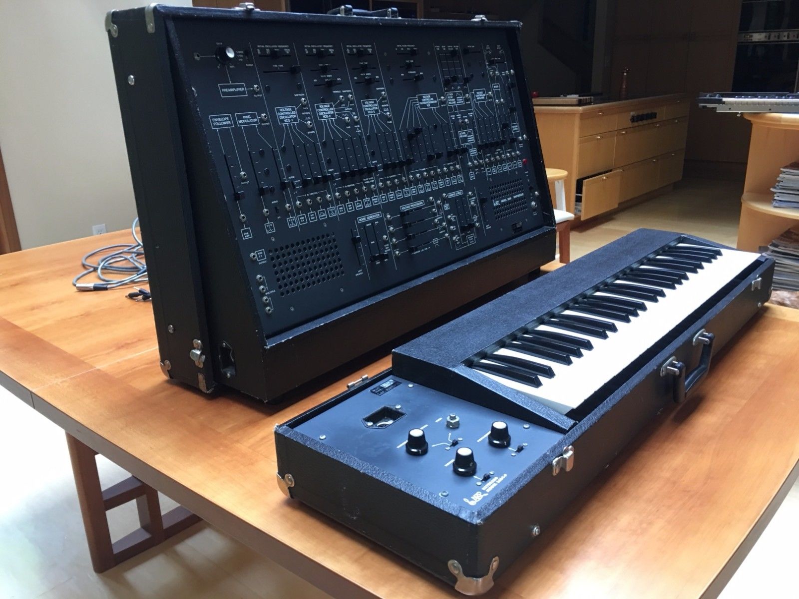 MATRIXSYNTH: Vintage 1973 Vintage ARP 2600 SN 36832 w/ Matching Keyboard